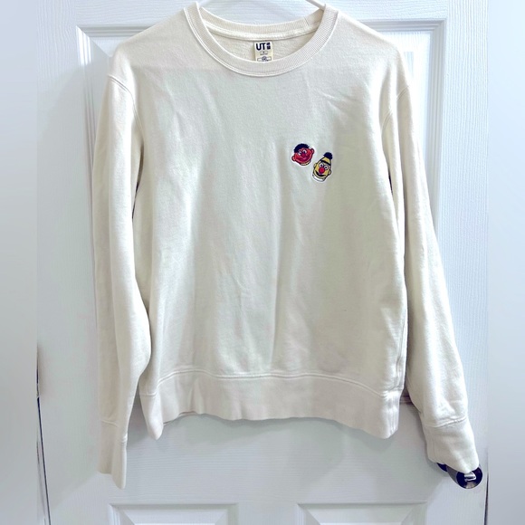 Uniqlo x KAWS | Sweaters | Kaws X Sesame Street X Uniqlo Bert And Ernie ...